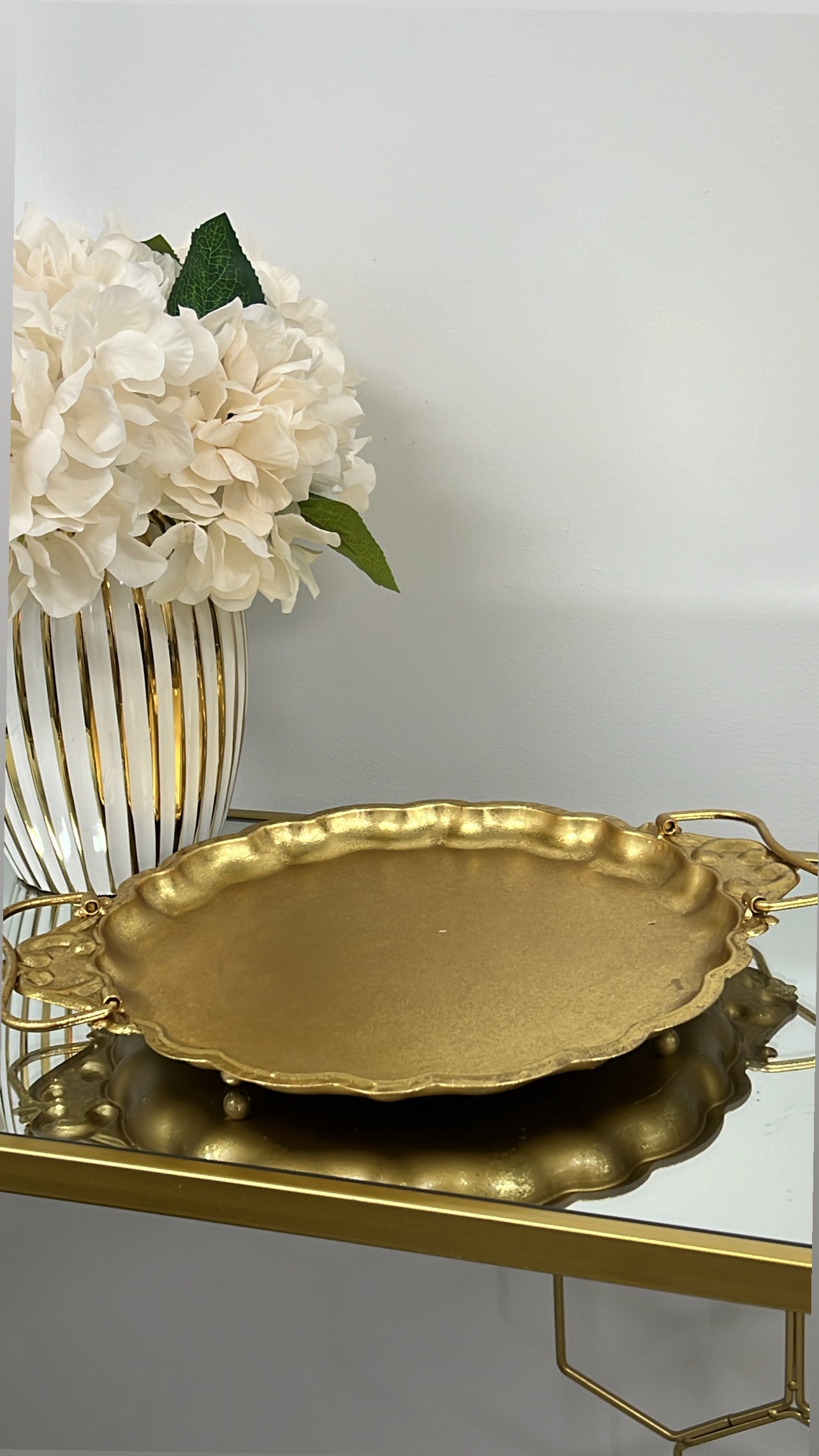 Janin gold foil round handle tray | Luscious Homewares