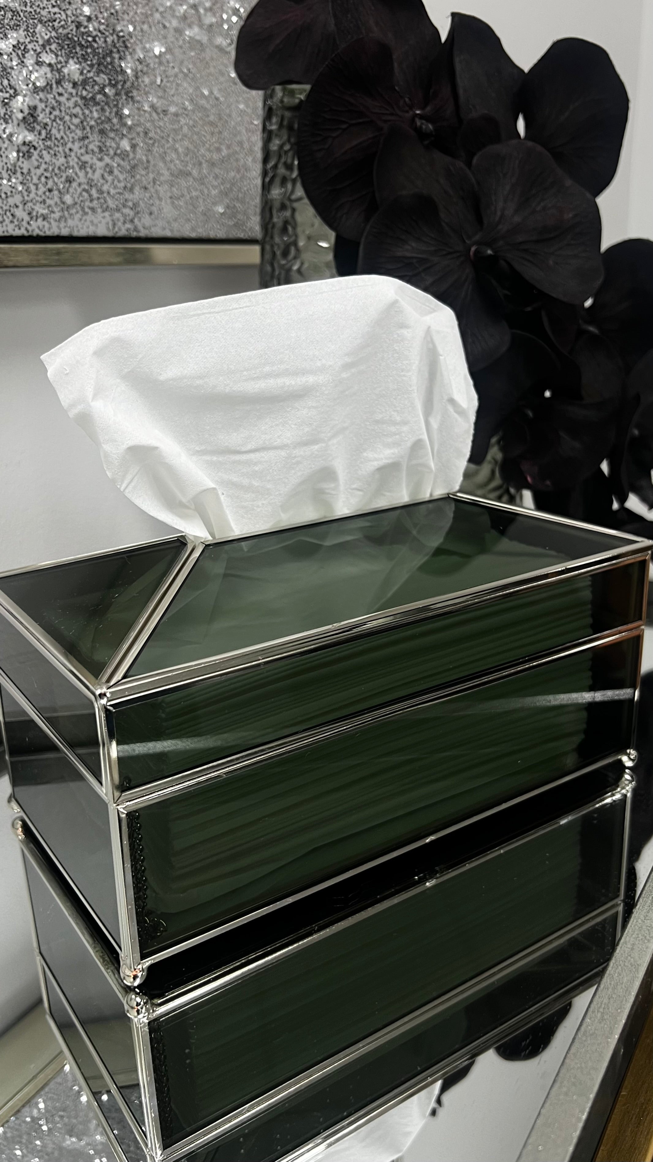 Mercury smoked silver tissue box | Luscious Homewares
